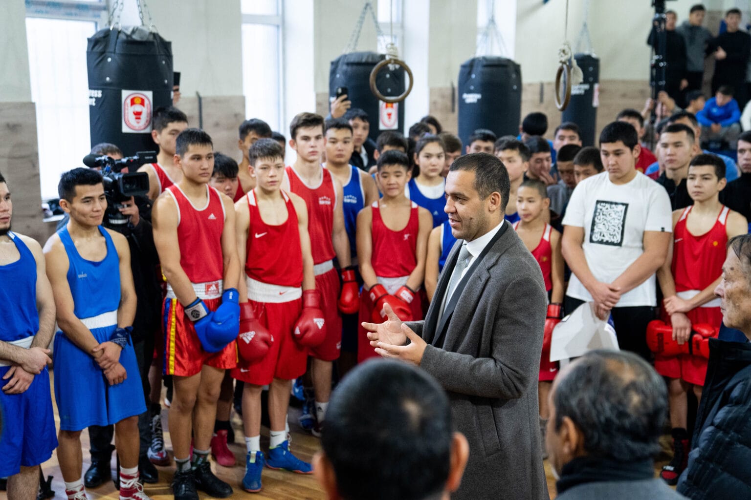 IBA President visits Kyrgyzstan, meets with President of the country – IBA