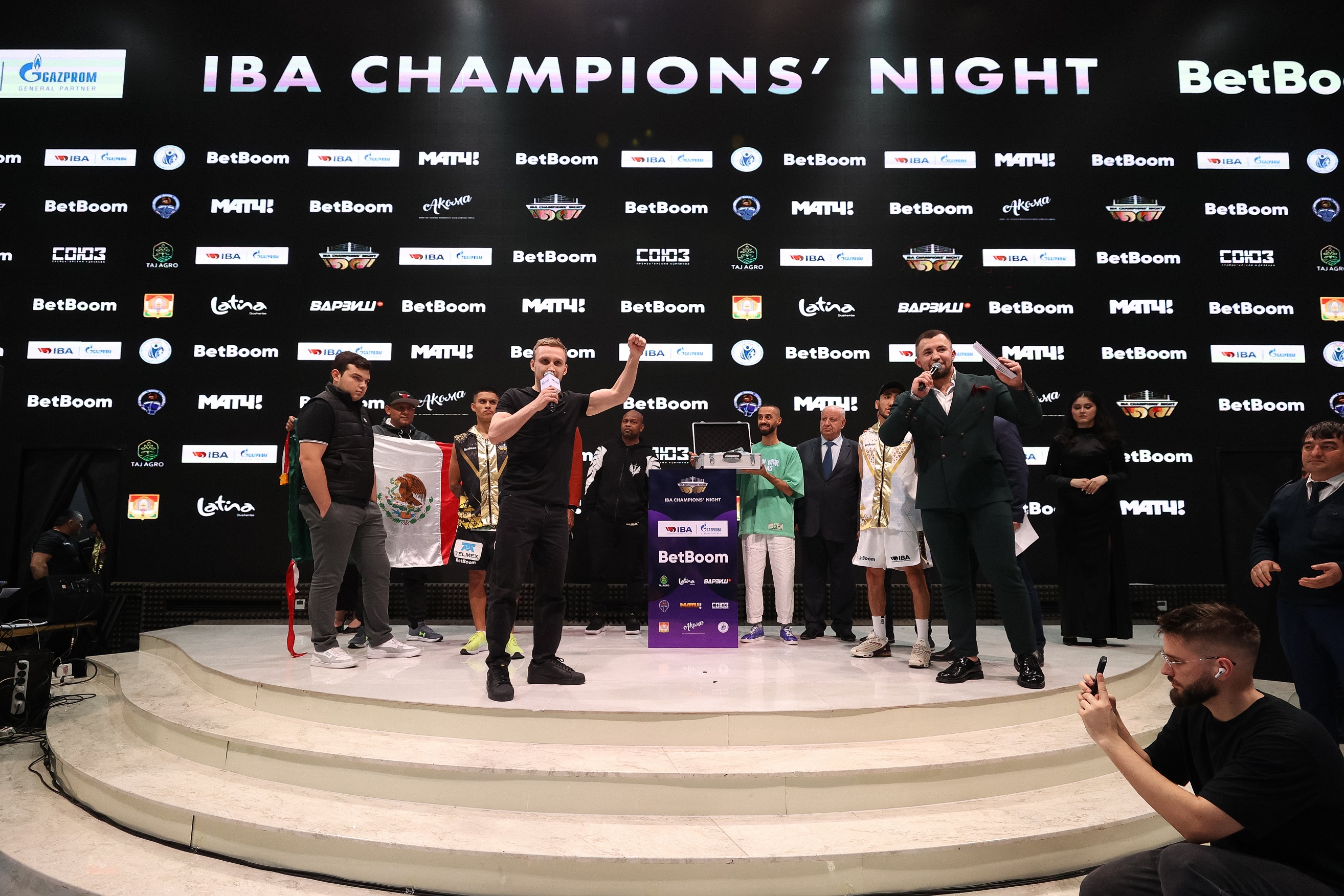 Shumkov stalks his rivals at the IBA Champions’ Night; Ataev and ...